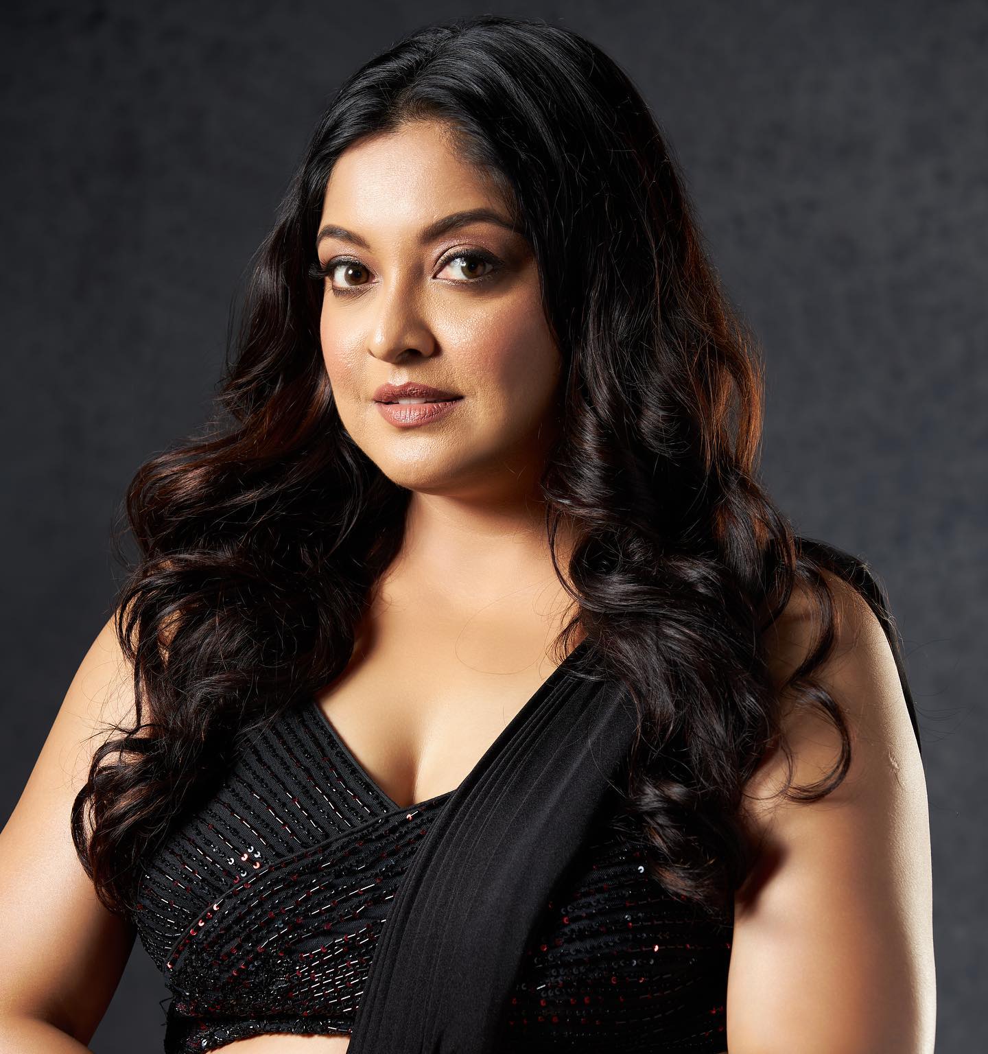 Tanushree Dutta Measurements Height Weight Bra Size Age Biography ...