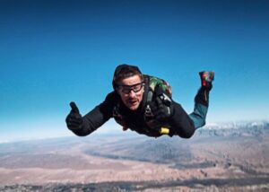 Bear Grylls Age Girlfriend Wife Family Biography | Celebrities Details