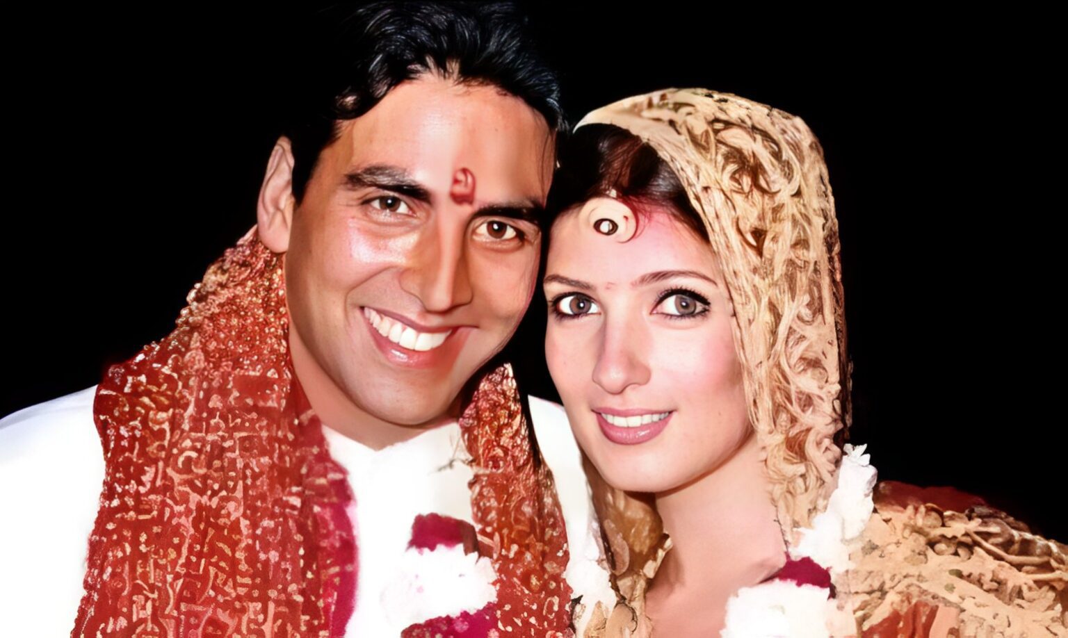 Twinkle Khanna Age Boyfriend Husband Family Biography | Celebrities Details