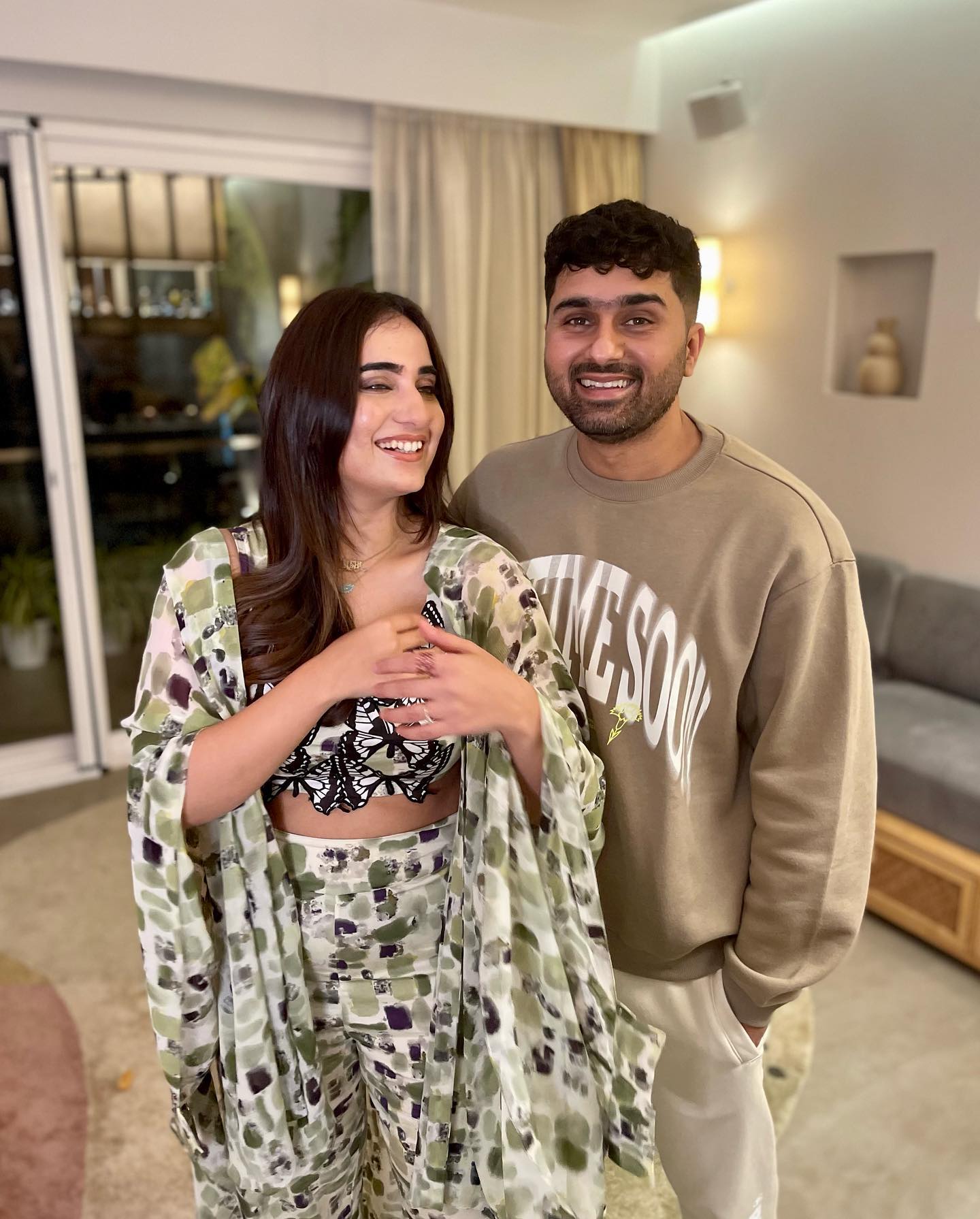 Kusha Kapila Age Boyfriend Husband Family Biography | Celebrities Details