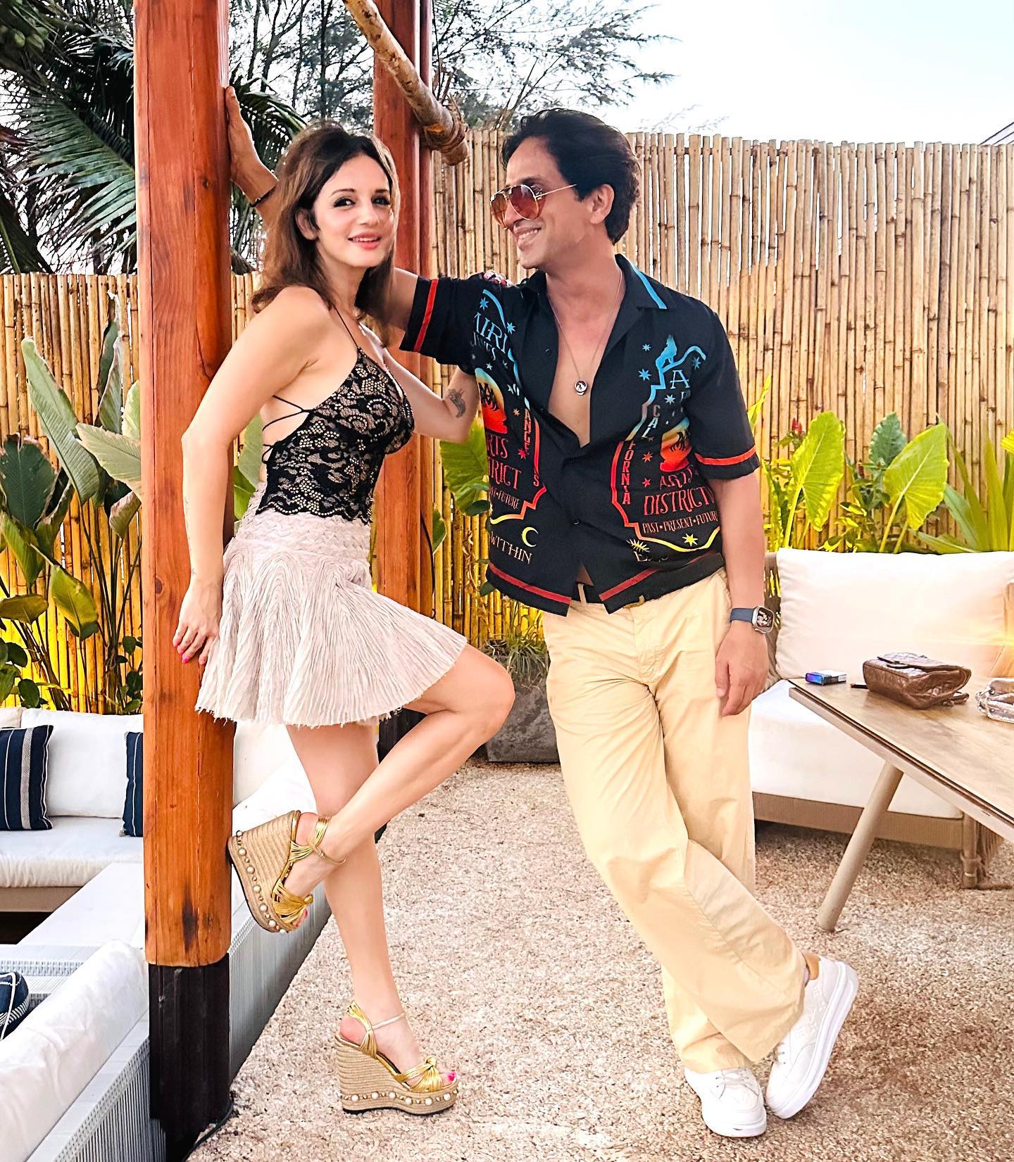 Sussanne Khan Age Boyfriend Husband Family Biography | Celebrities Details