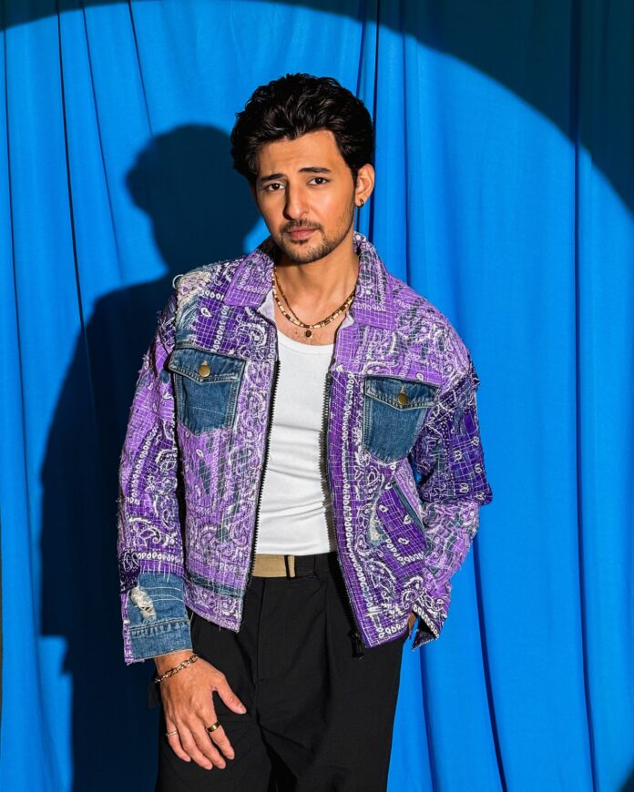 Darshan Raval Height Age Wife Family Biography | Celebrities Details