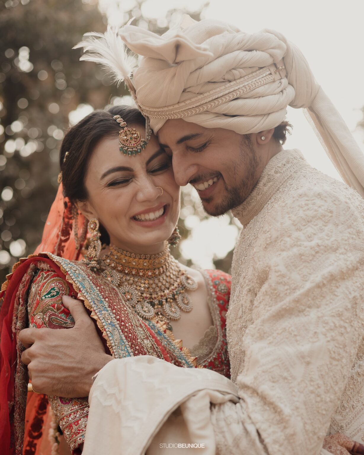 Darshan Raval Height Age Wife Family Biography | Celebrities Details